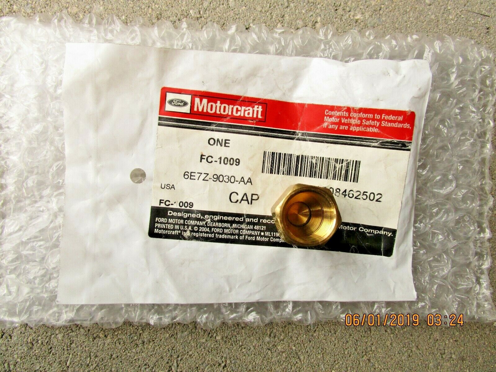 06 - 07 FORD LCF C450 C550 6E7Z-9030-AA MOTORCRAFT FC1009 CAP ASSEMBLY ...