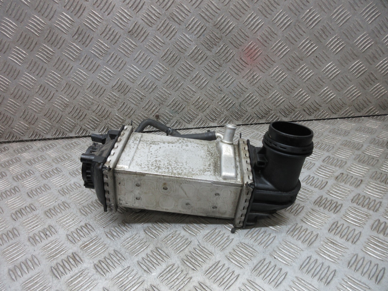 2021 SEAT LEON 1L TSI DLAA INTERCOOLER 05C145785C OEM | eBay UK