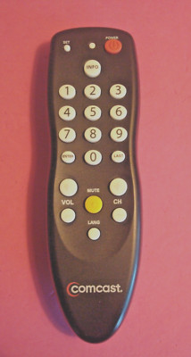 COMCAST XFINITY CABLE DTA DIGITAL TRANSPORT ADAPTER UNIVERSAL REMOTE ...