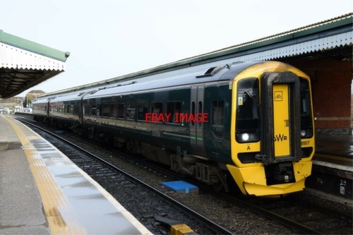 PHOTO CLASS 158 SPRINTER EXPRESS 3-CAR DMU NO 158 957 AT WESTBURY OF ...