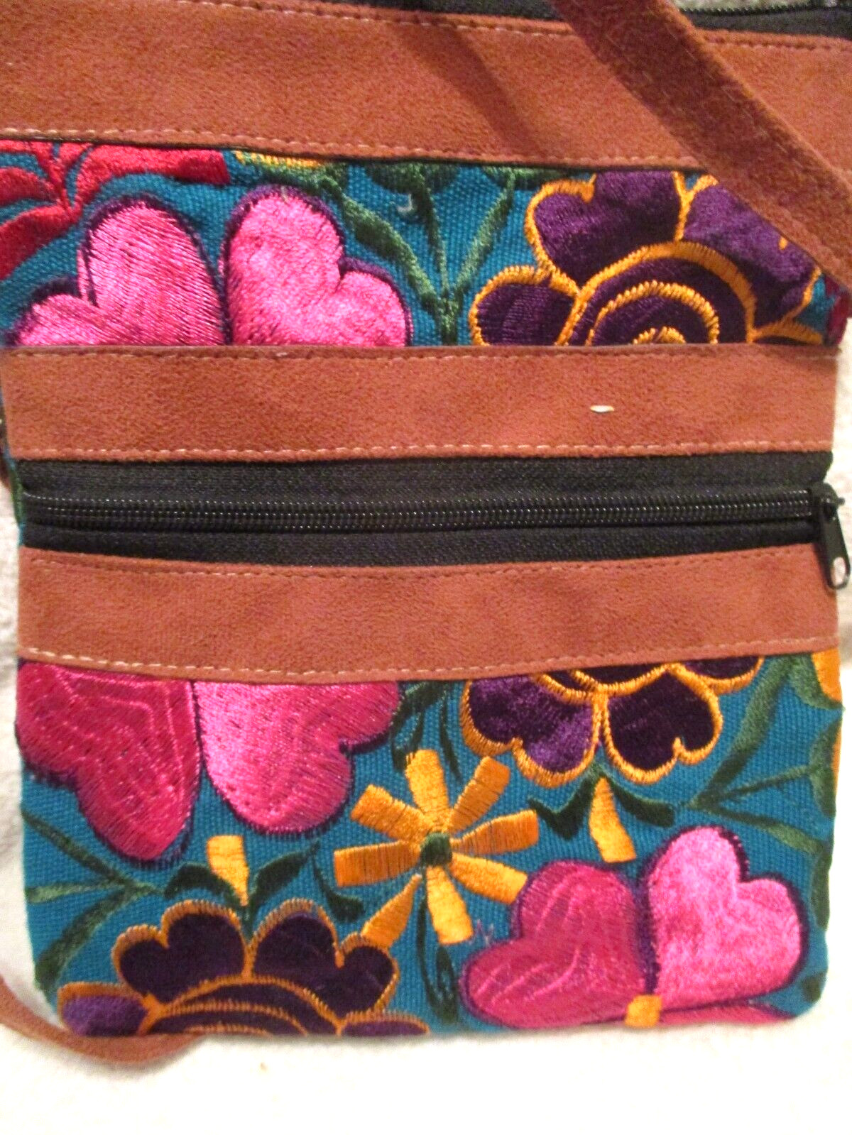 VIntage~El Salvador~Shoulder/Cross Body Purse~Embroid… - Gem