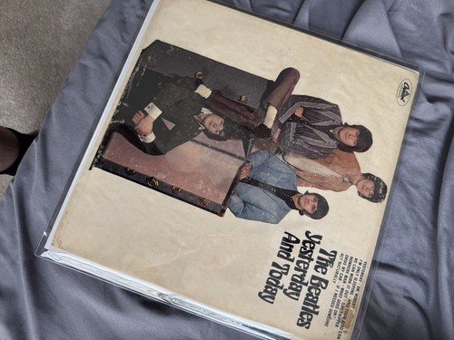 Beatles 3rd State Butcher Cover Mono T-2553 Yesterday and Today ...