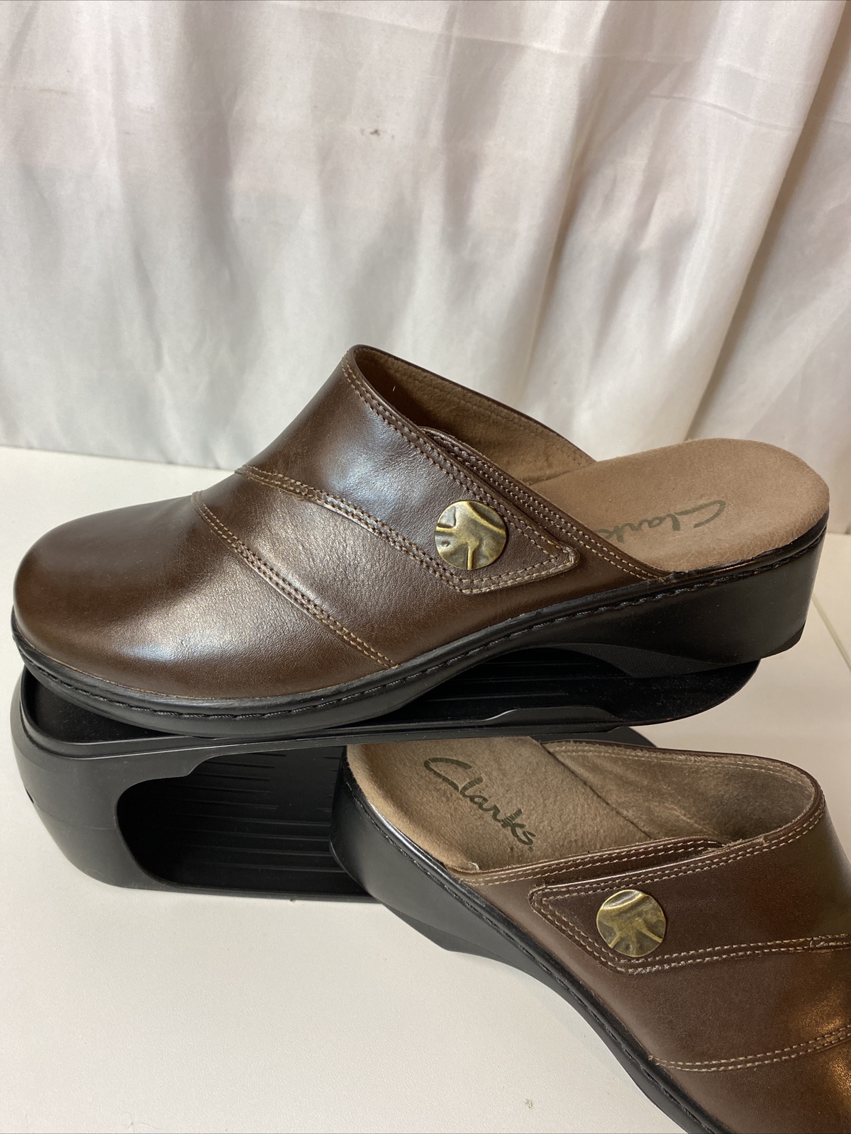 Clarks Brown Leather Clogs Hook Loop Strap 37323 Slide On Womens Size ...