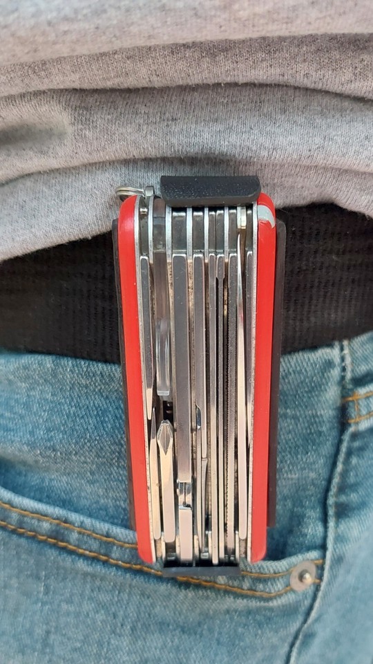 Swiss Army Knife - Victorinox Swiss Champ Hip Clip/Sheath/Holder ...