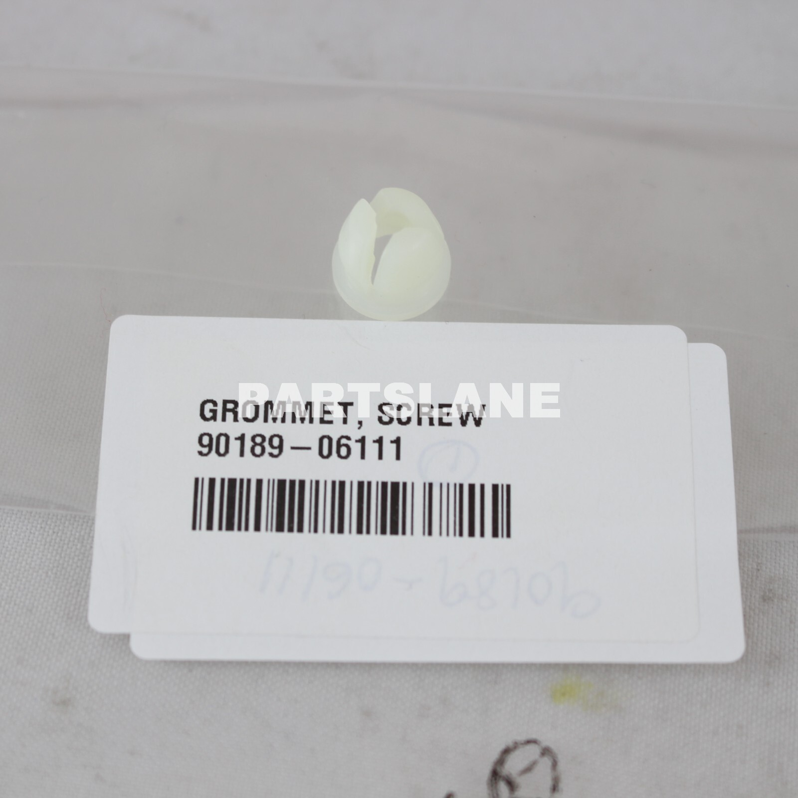90189-06111 Toyota OEM Genuine GROMMET, SCREW | eBay