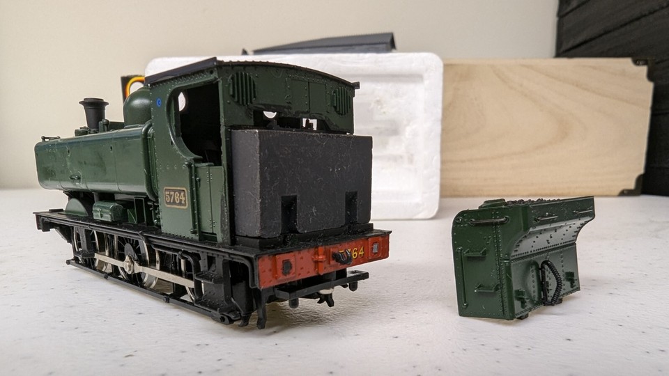 OO Scale Locomotives, Hornby Caledonian Pug and Bachmann/Mainline ...