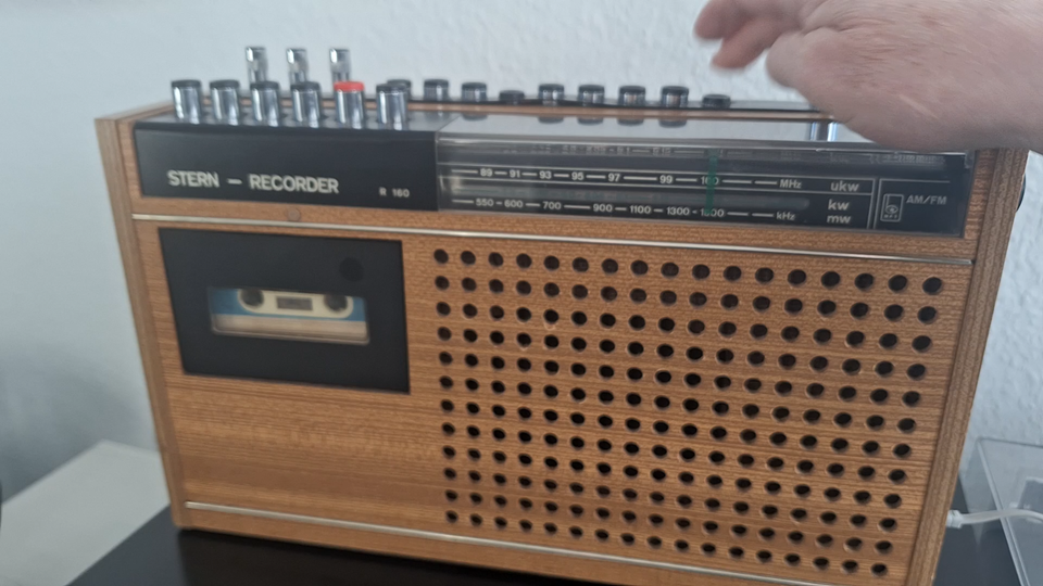 VEB Stern Radio Berlin R-F-T - R 160 - Stern Radio Kassetten Recorder ...