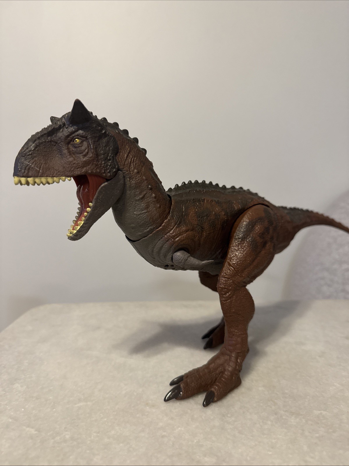 Jurassic World Camp Cretaceous Control 'N Conquer Carnotaurus Toro 2020 ...