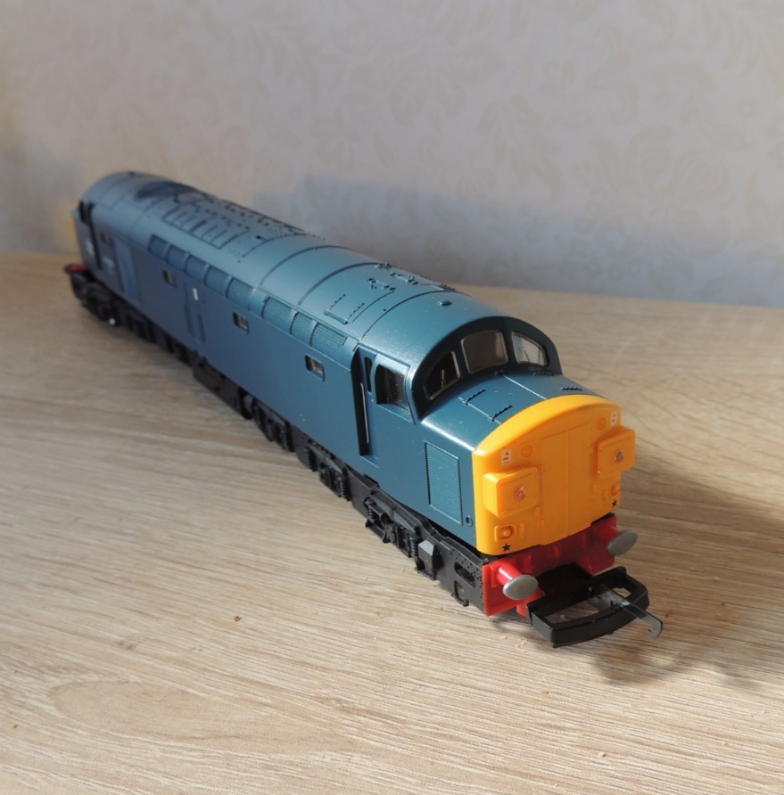LIMA 'OO' GAUGE L205278 BR BLUE CLASS 40 DIESEL LOCOMOTIVE-UNTESTED ...