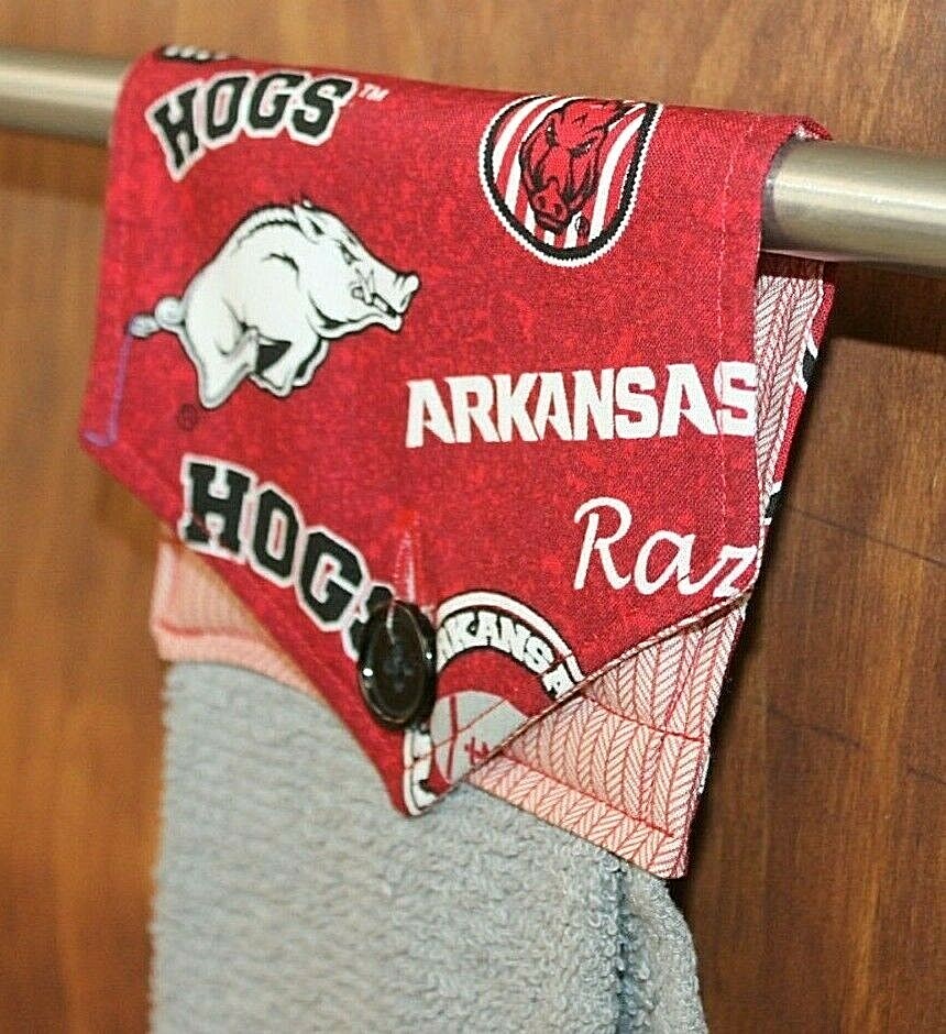 ARKANSAS RAZORBACKS HAND TOWEL RED & GRAY PRINT HANDMADE HANGING ...