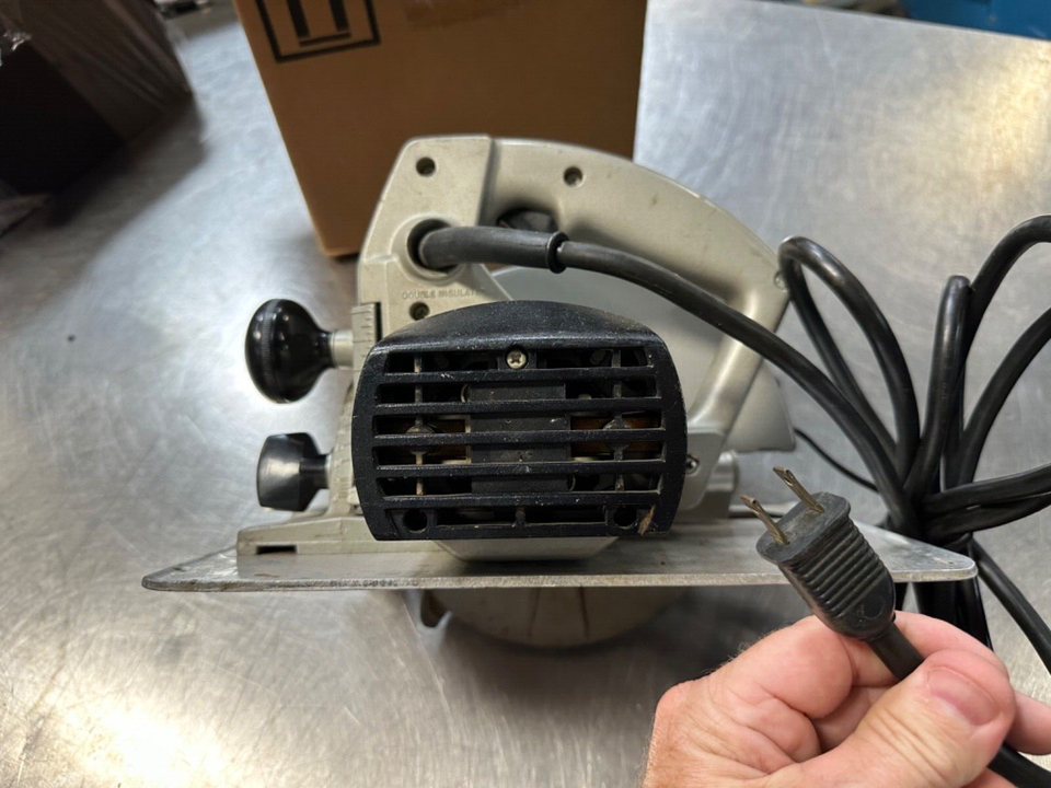 VINTAGE PORTER CABLE 7 1/4 INCH 315-1 BUILDERS CIRCULAR SAW MINIMAL USE ...