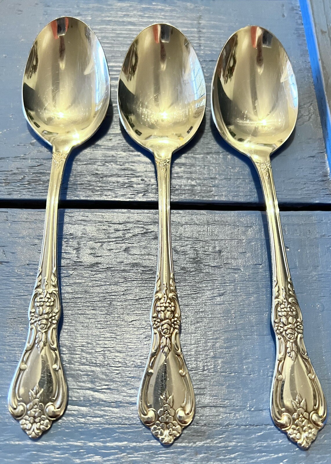 Oneida Distinction Deluxe Stainless Flatware KENNETT SQUARE Set 3 Soup ...