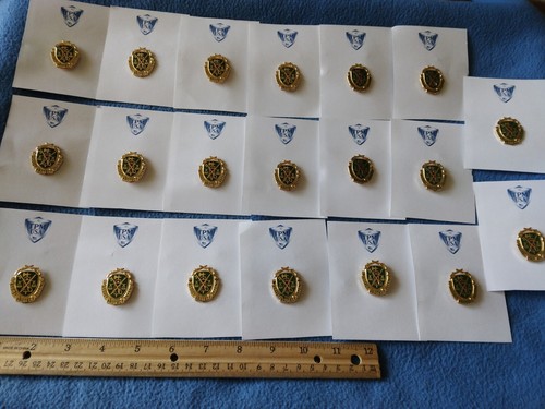 10 PAIRS OF - U.S. Army Corps MILITARY POLICE Unit DI DUI Crest PINS ...