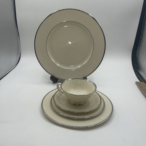 Lenox Montclair Fine China 5 Piece Place Setting Ivory & Platinum Rim ...