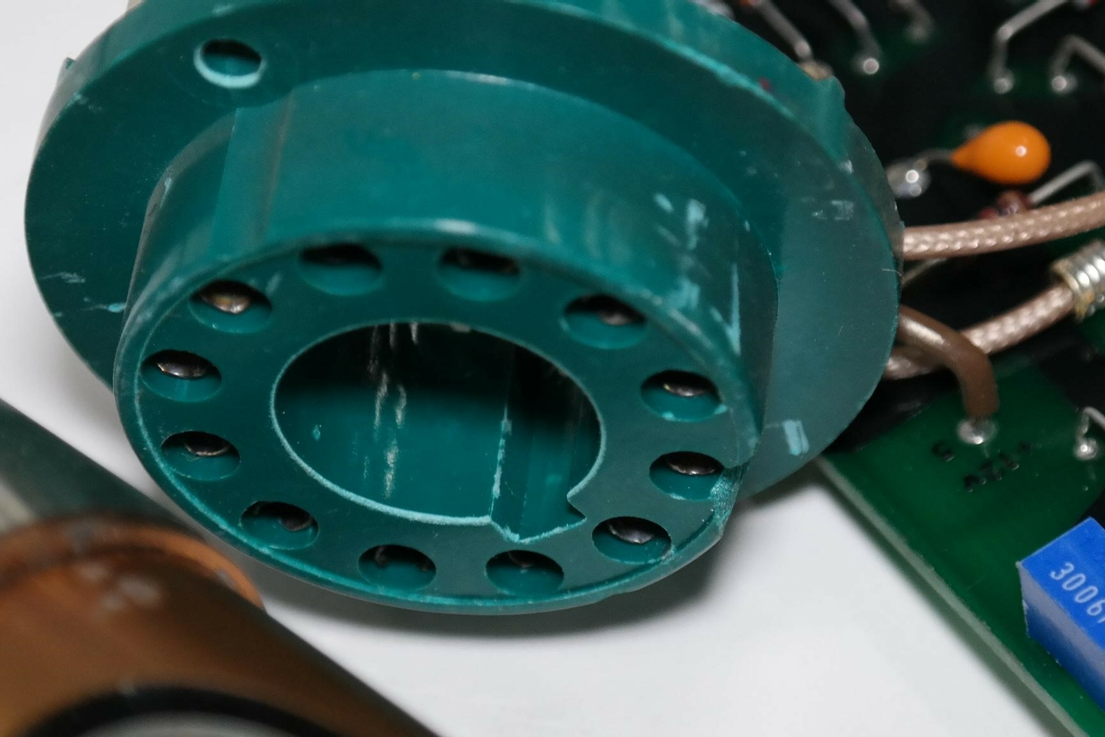 BICRON 1.25MSW1.22/1.5C-X SCINTILLATION GAMMA RADIATION DETECTOR WALLAC ...