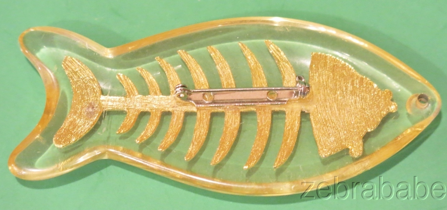 Vintage Lucite Fish Pin (Pendant) w Gold Flecks | eBay