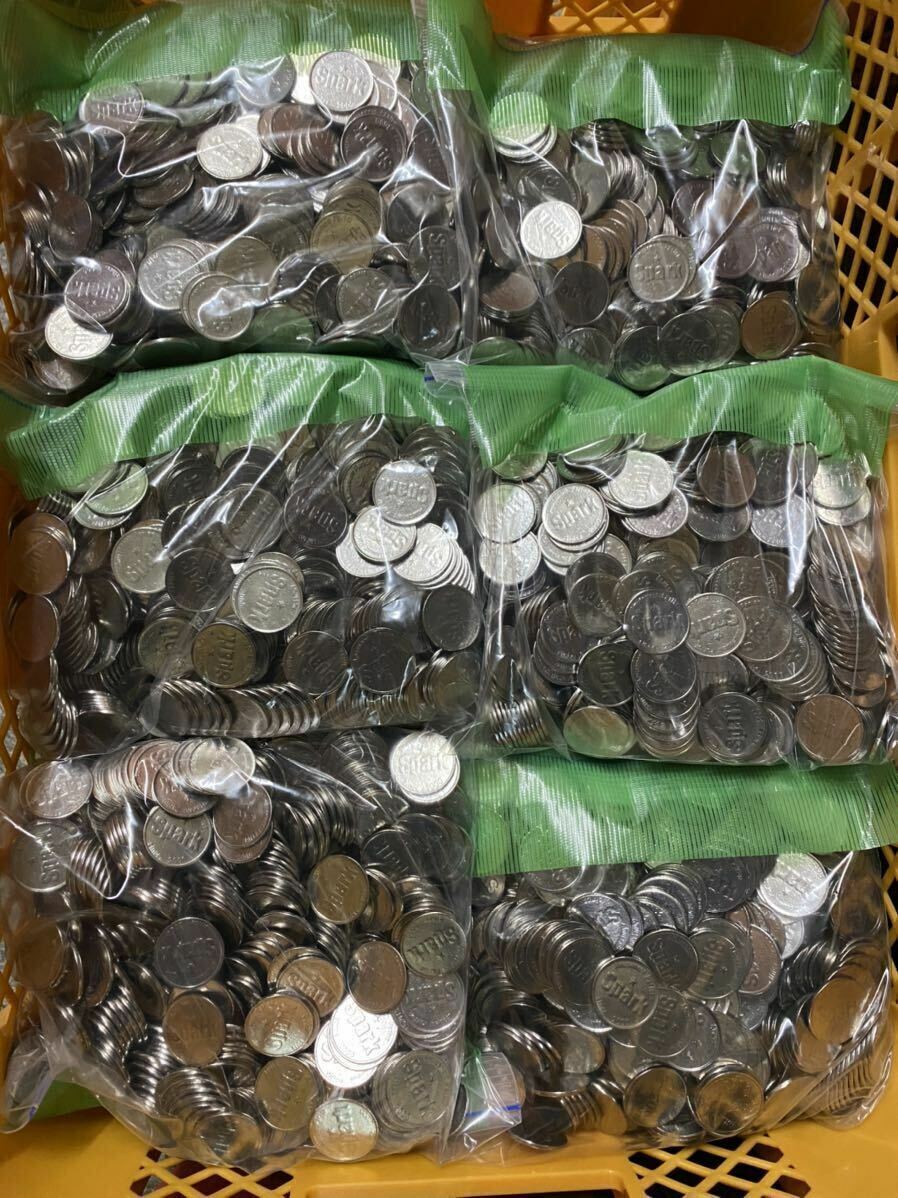 1000 PACHISLO SLOT MACHINE TOKENS - Standard 25mm used | eBay