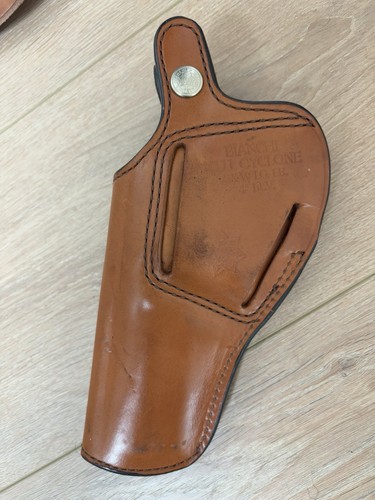 Bianchi 111 Cyclone Leather Holster for Smith & Wesson Large Frame 4 ...