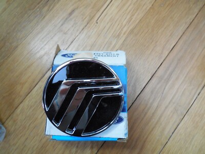 NOS 1988 1989 Mercury Topaz Grill Emblem E86Y-8213-B | eBay