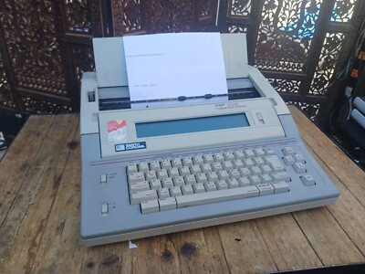 Typewriters & Word Processors - Word Processor Pwp