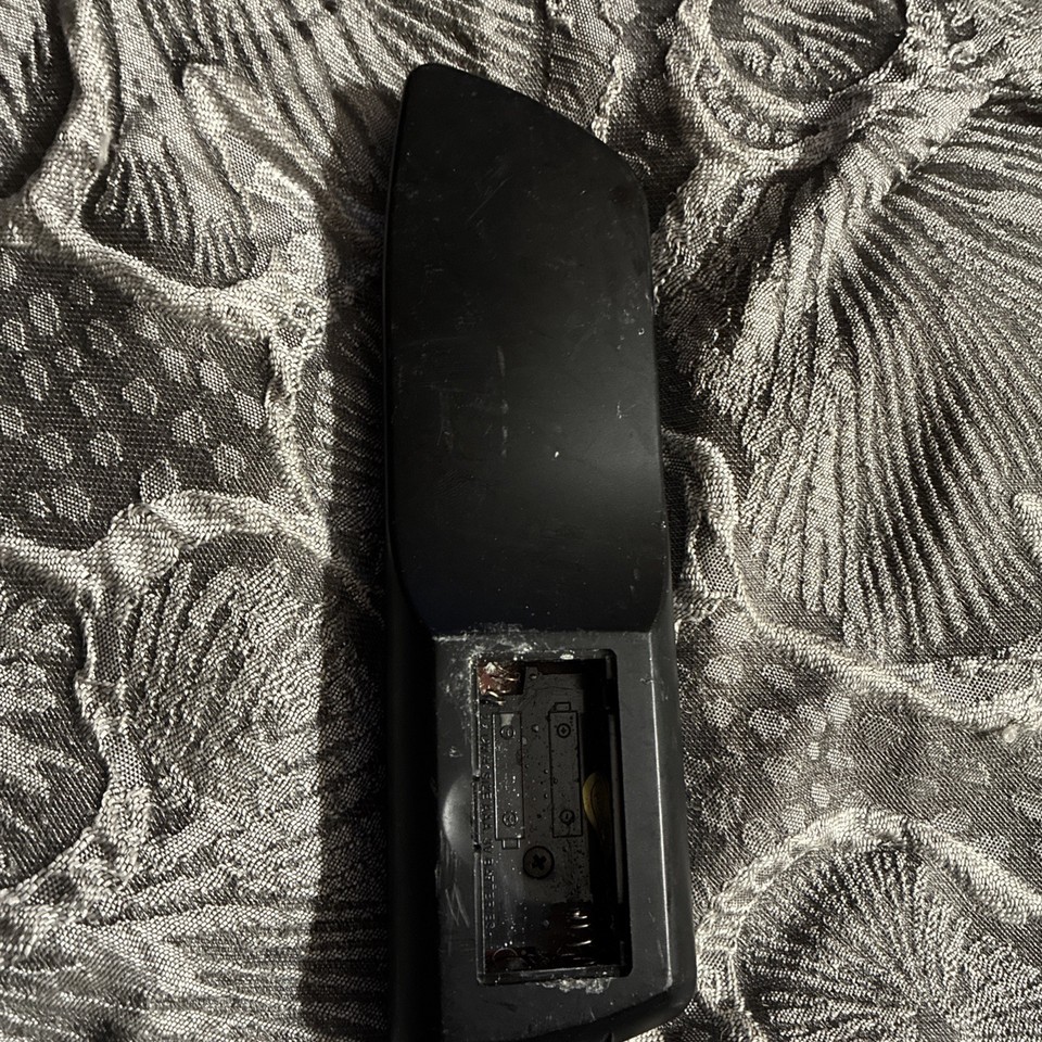 Genuine Crosley Remote Control CR79 *TESTED* | eBay