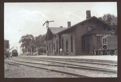 REAL PHOTO WEST ELGIN ILLINOIS RAILROAD DEPOT TRAIN STATION POSTCARD ...