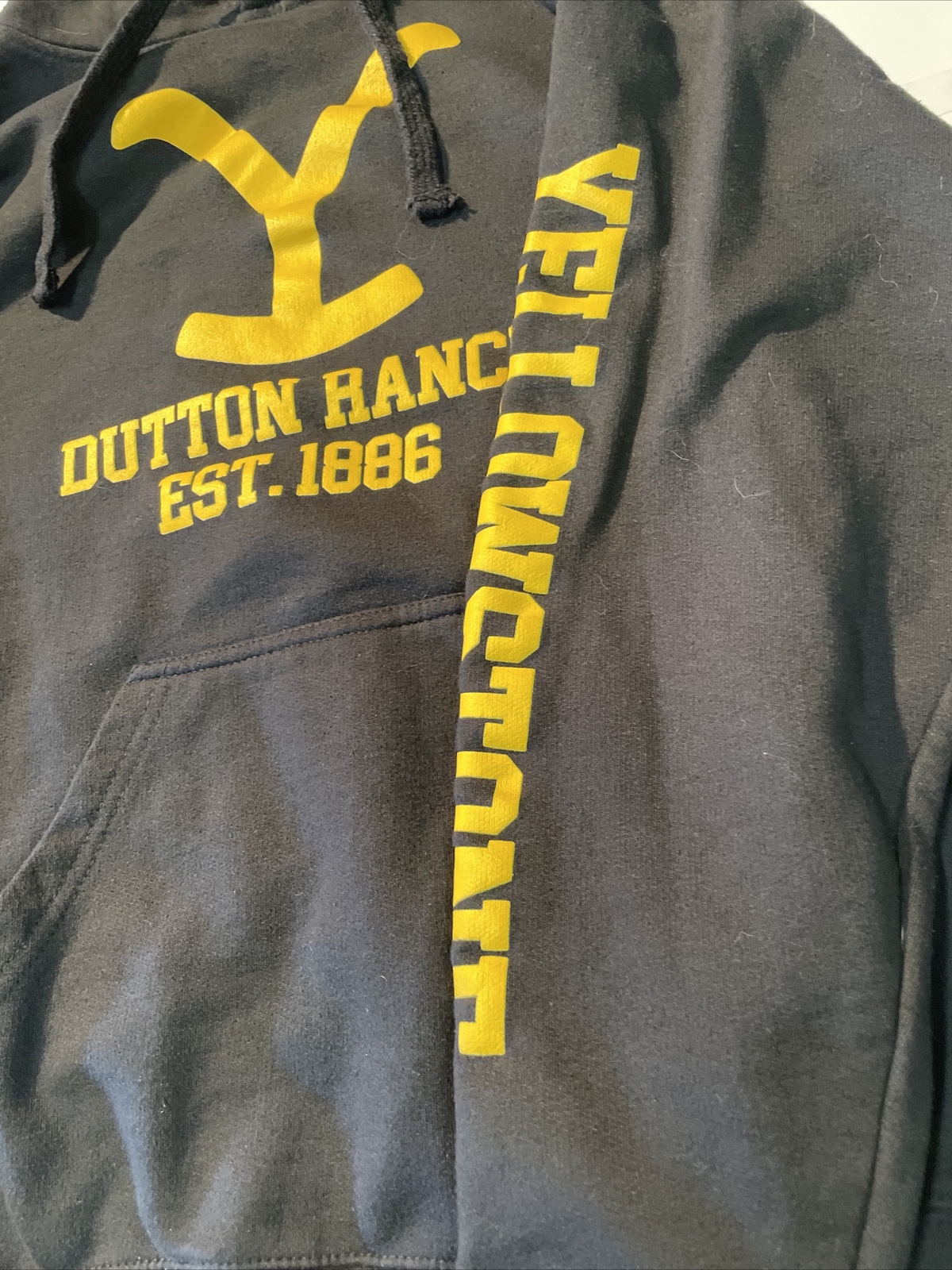 Yellowstone Men’s Dutton Ranch Logo Black Pullover Ho… - Gem