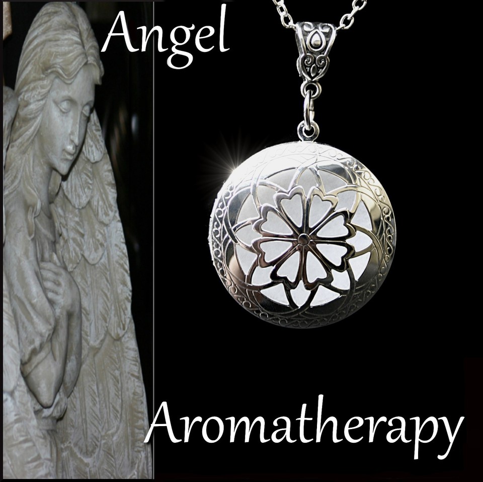 Essential Oil Diffuser Locket Necklace Silver Moon Aromatherapy US ...