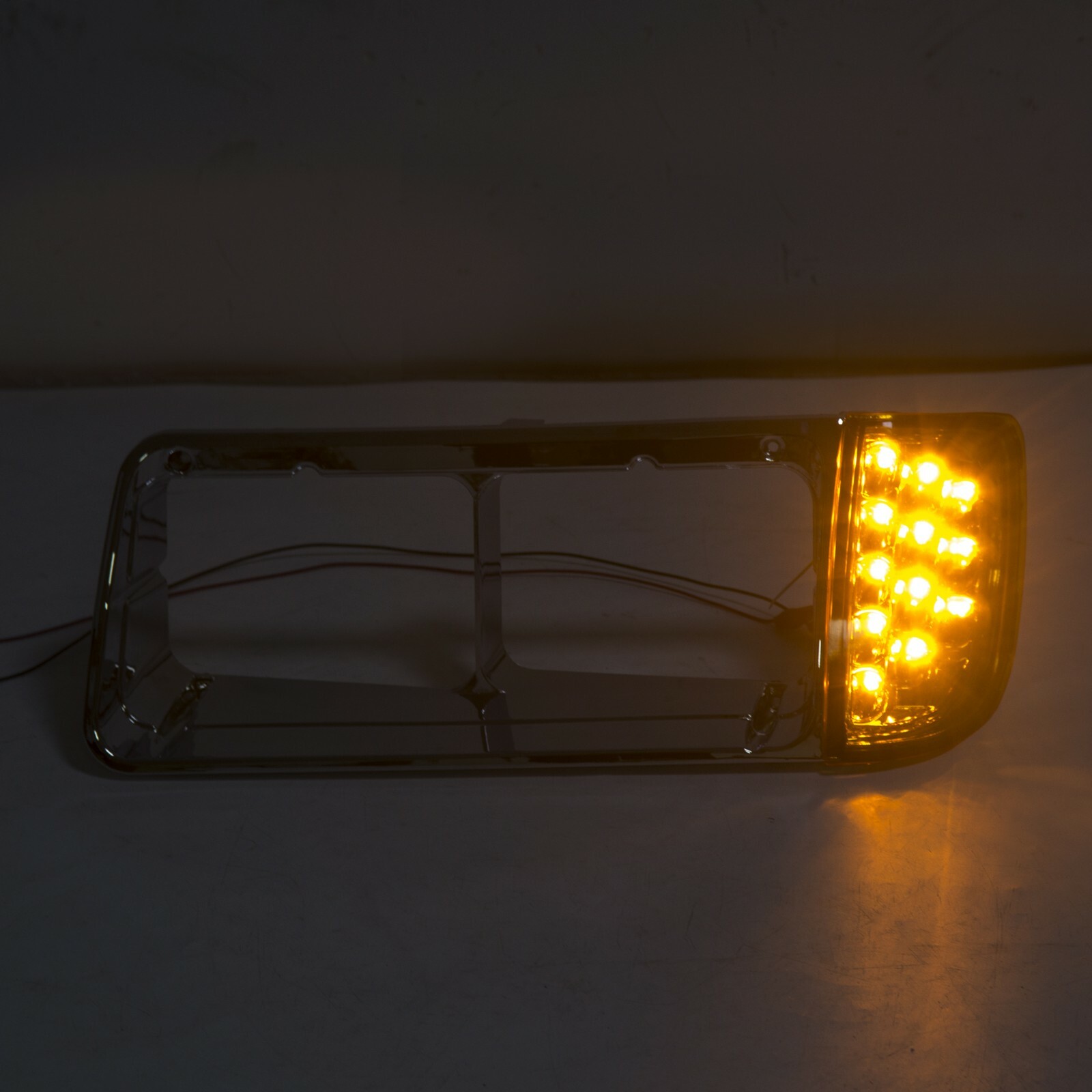 Fit For Freightliner FLD120 Headlight Bezel W/ LED Turn Signal Light LH ...