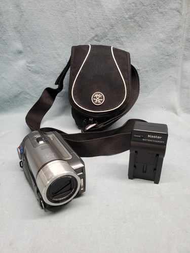 Canon Vixia HF100 HD 12x Optical Zoom Digital Camcorder w/Charger #H3 ...