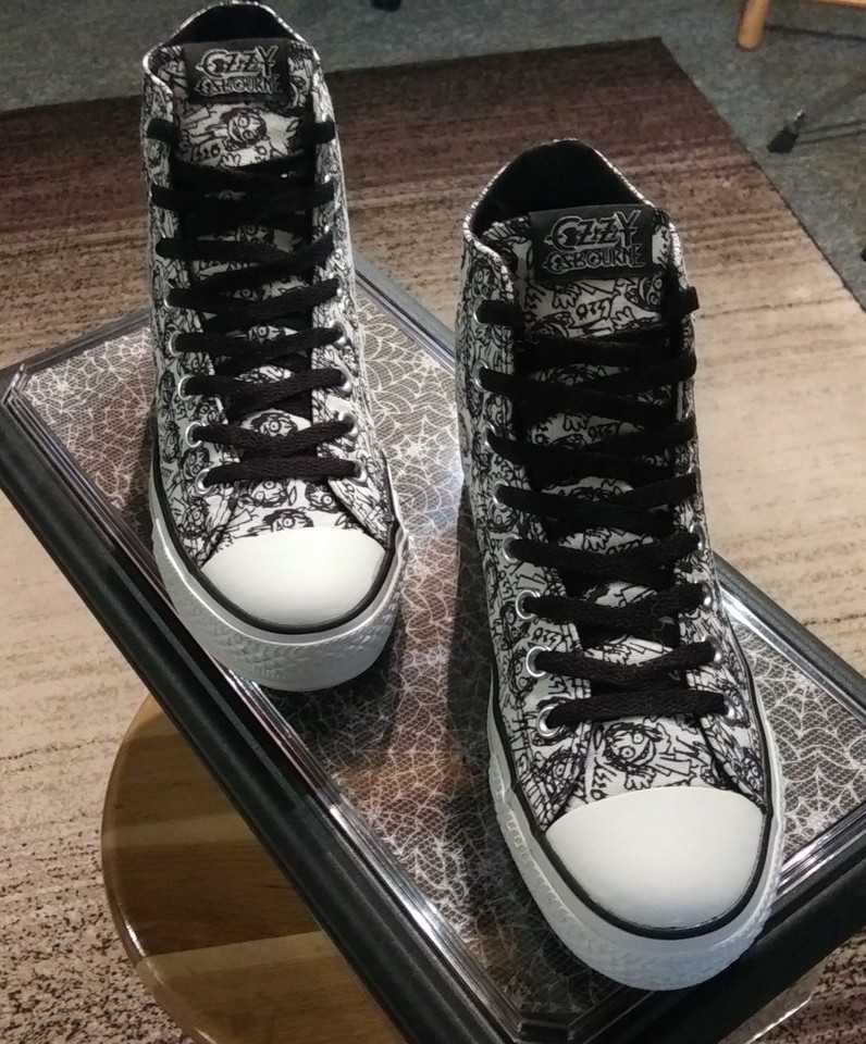 Ozzy Doodle Hi Top Converse | eBay