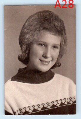 Photo Gorgeous Cute Girl Elegant Stunning Portrait Hairstyle Woman ...