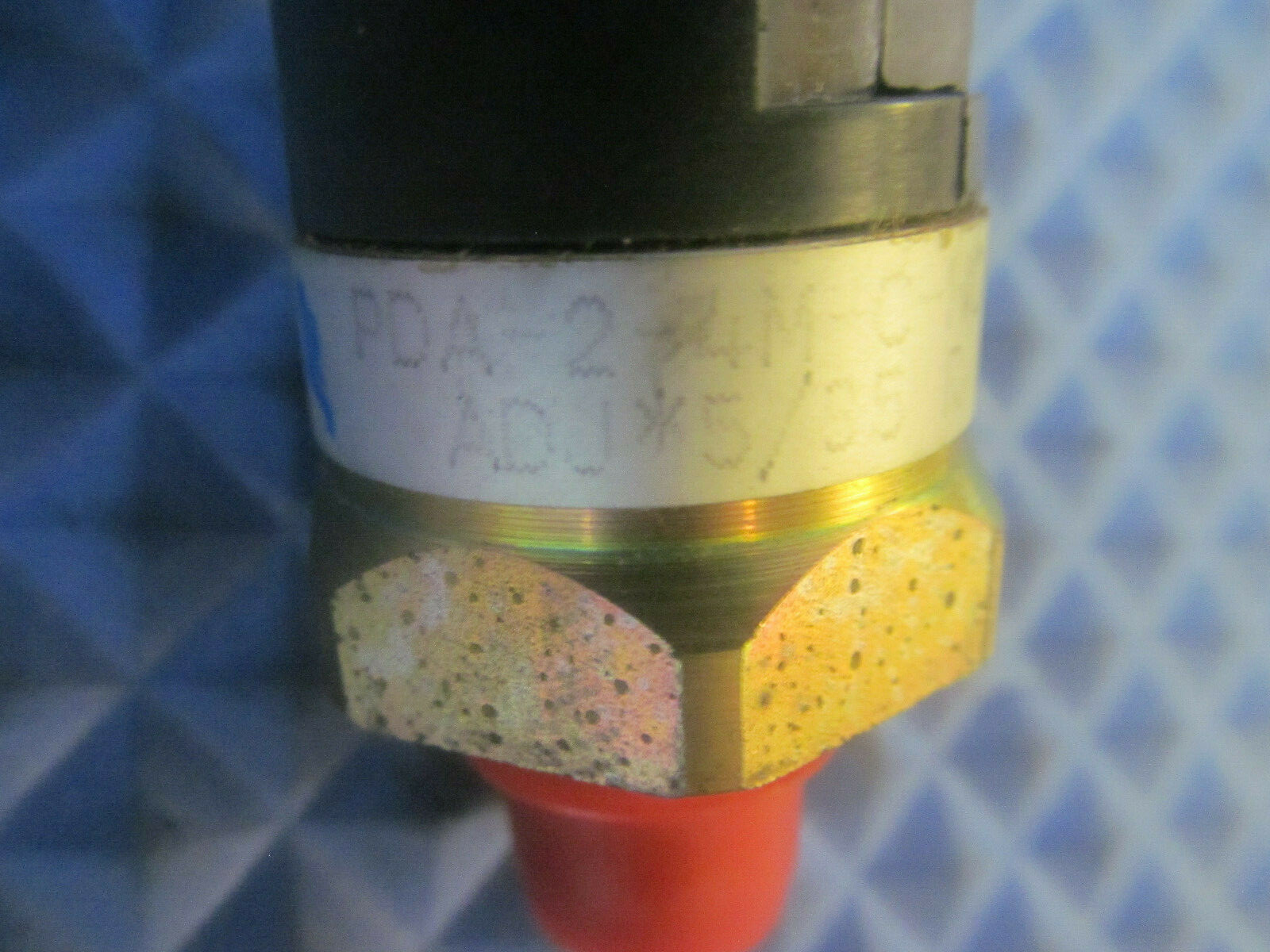 NOS PDI Valve PDA-2-4M-C-HC | eBay