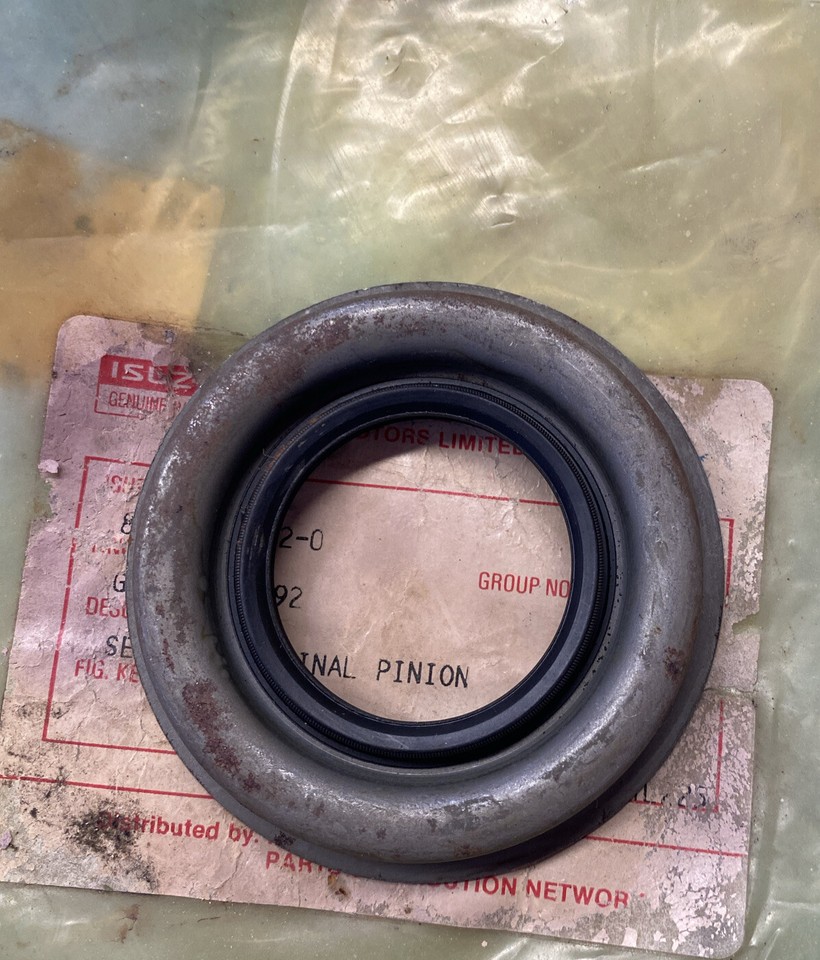 New ISUZU OEM final Pinion Seal Oil Seal 26026792 85-00 Small Isuzu ...
