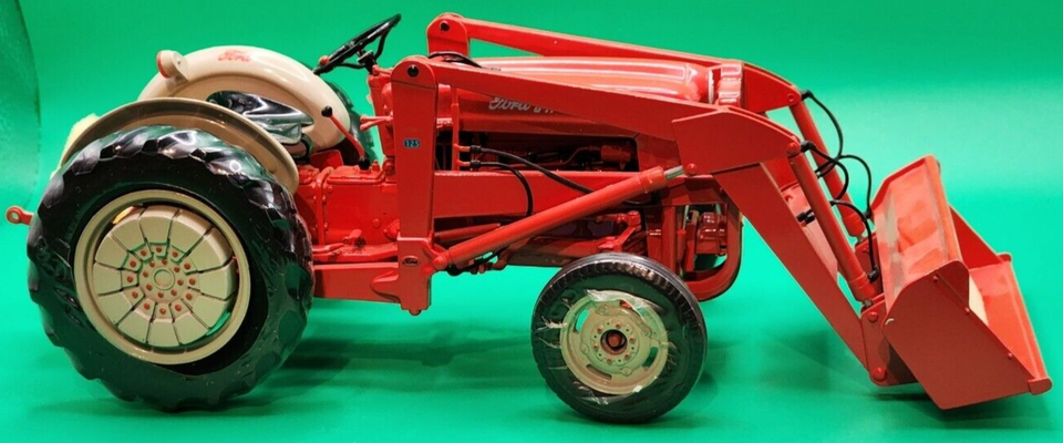 Ertl Precision Classics #6 The Ford 641 Workmaster W/725 Loader New In ...