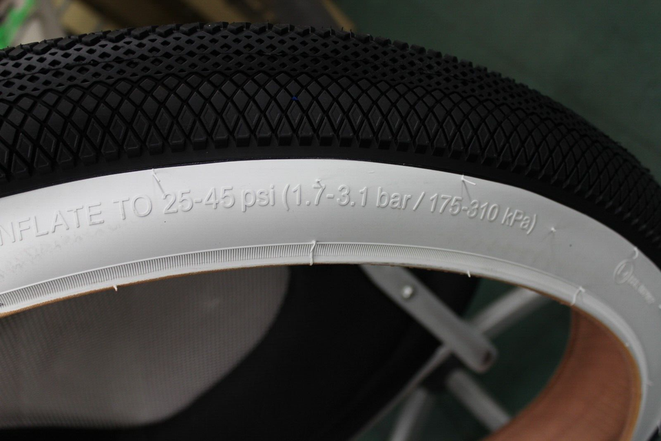 29x3.0 Fat Tires White Wall Tires 25-45 PSI Chopper Cruiser Fat 29 ...