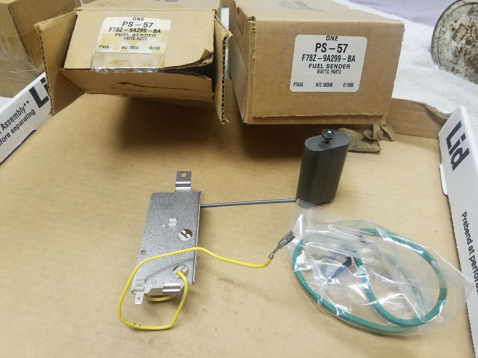 1x FORD OEM 1997-98 Windstar-Gas Fuel Tank Sending Unit F78Z-9A299-BA 3 ...