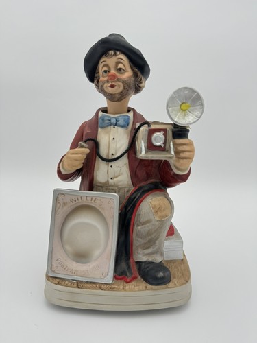 "Willie the Photographer” Hobo Waco music box Melody in Motion Series ...