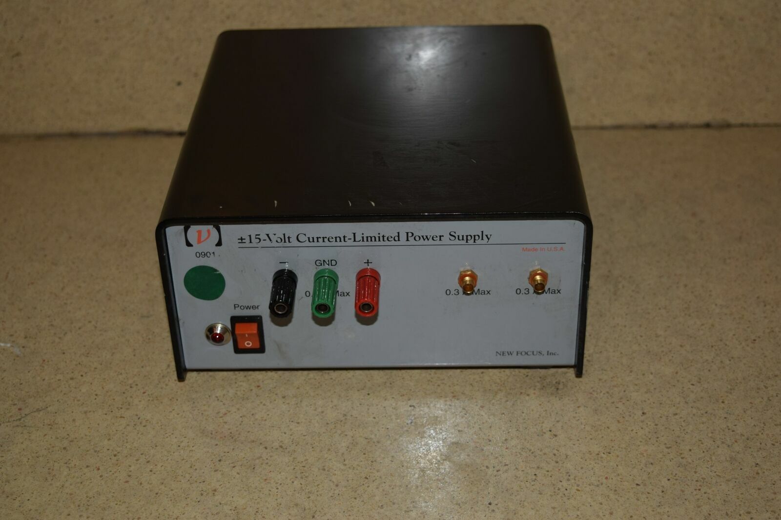 JM NEW FOCUS 0901 15-VOLT CURRENT-LIMITED POWER SUPPLY | eBay