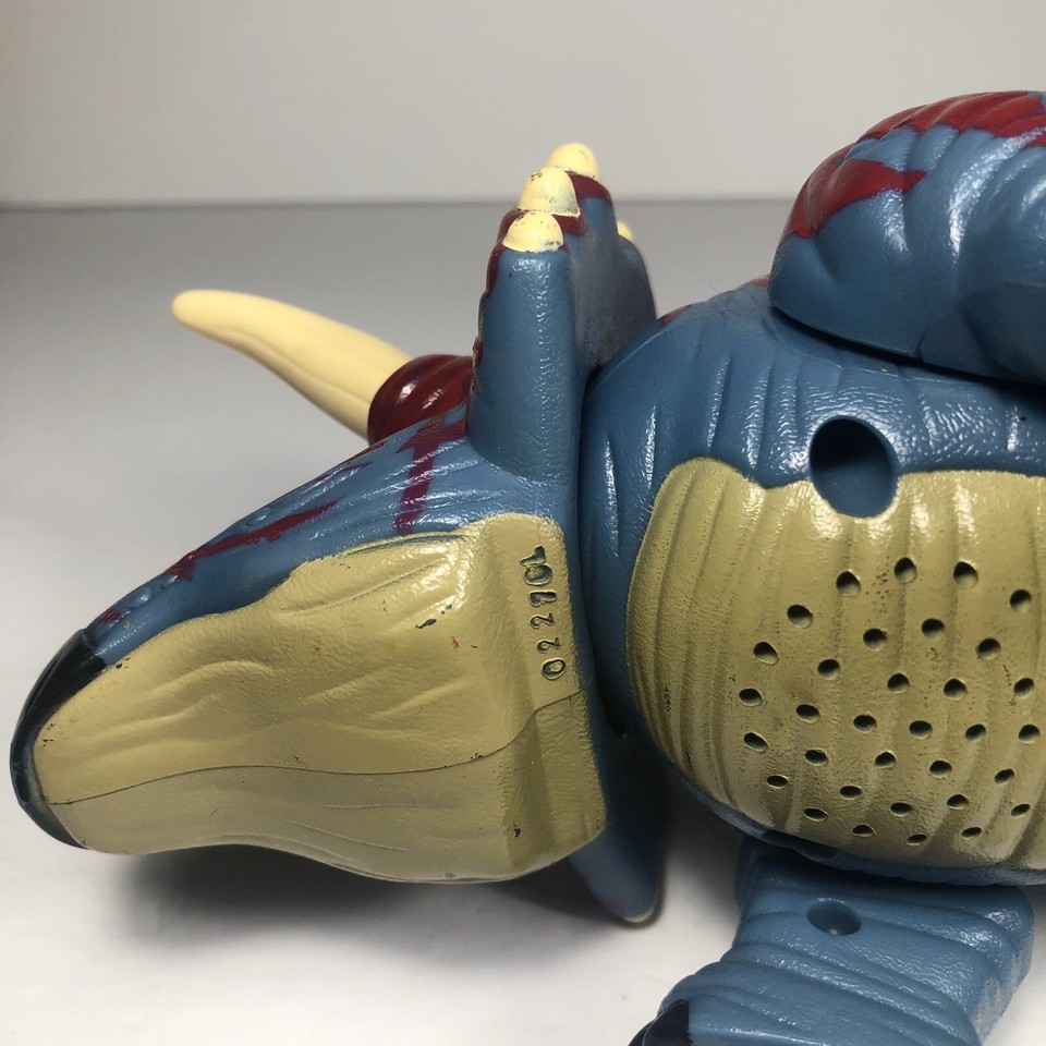2006 MATTEL IMAGINEXT Walk and Roar Trample the Triceratops Dinosaur ...