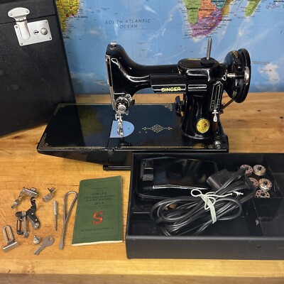 1950 Singer Featherweight Sewing Machine. Runs Nice Stitch. Case/Key ...