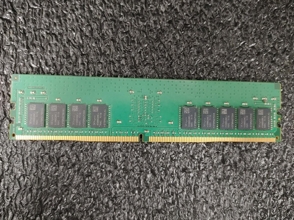 SK hynix 128GB (16GBx8) 2Rx8 PC4-21300 (DDR4-2666V) DDR4 ECC Server ...