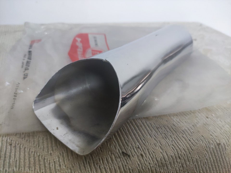 NOS OEM TOYOTA トヨタ TAIL PIPE BAFFLE STOUT COROLLA PICKUP LANDCRUISER FJ ...