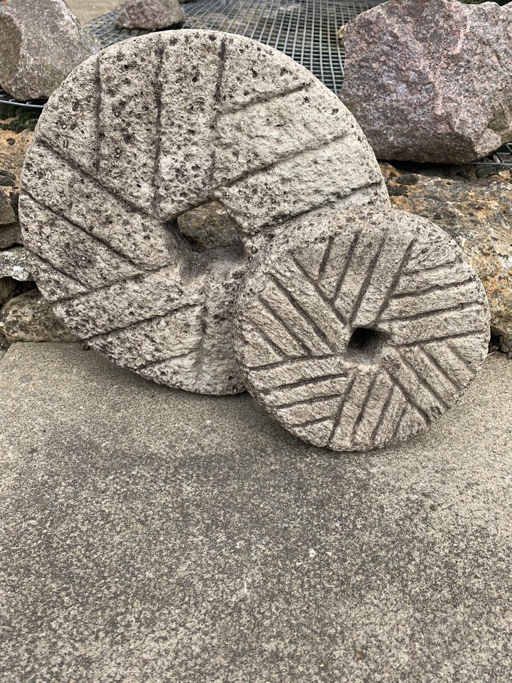 STONE GARDEN LARGE RUSTIC PAIR OF MILLSTONES MILLSTONE GRINDSTONE ...