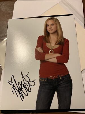 MEAGHAN MARTIN AUTOGRAPH SIGNED 10" X8" PHOTO (MEAN GIRLS 2 / CAMP ROCK ...