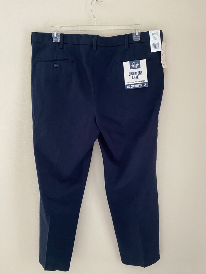 Men's Docker's Classic Fit Pleated Cotton Stretch Navy 42x30 NEW | eBay