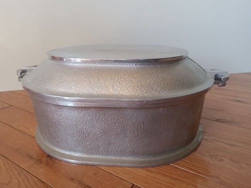 Vintage Guardian Service Cast Aluminum Roaster Dutch Oven w/ Serving ...
