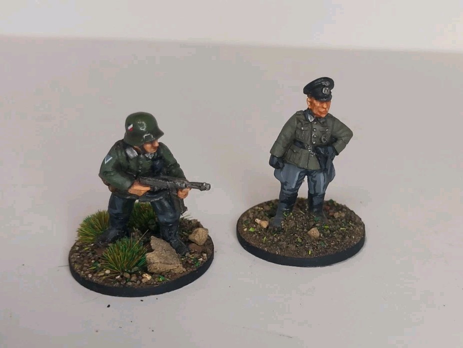 28mm WW2 German Guards, Checkpoint And Spies. Bolt Action. Chain Of ...
