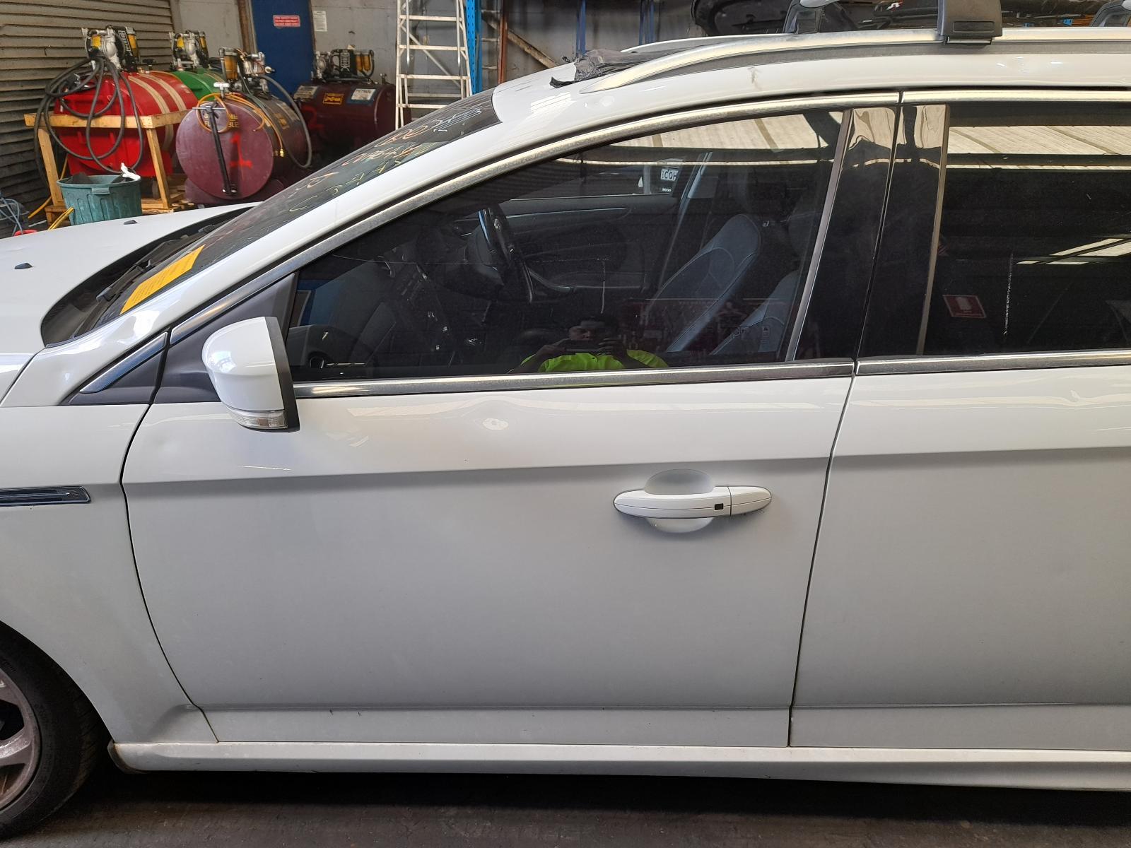 FORD MONDEO RIGHT REAR DOOR WINDOW MA-MC, GREEN TINT TYPE, WAGON, 10/07 ...