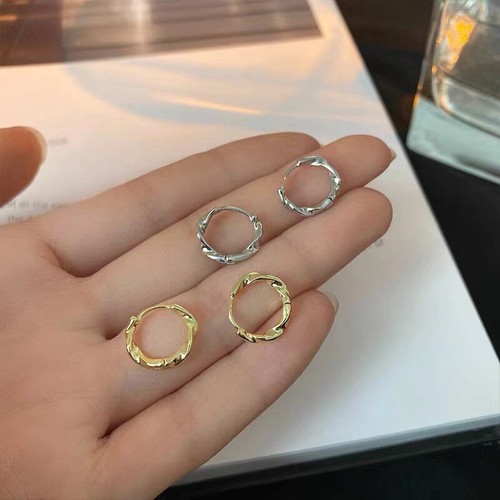 1Pair Geometric Irregular Twisted Mobius Hoop Earrings For Women Simple ...